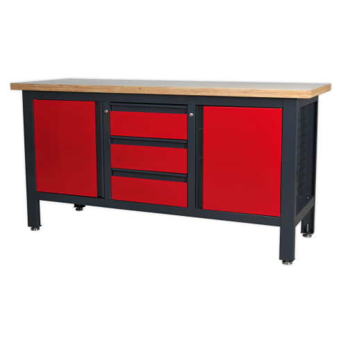 Drawer and Cupboards in a Workbench from GaragePride